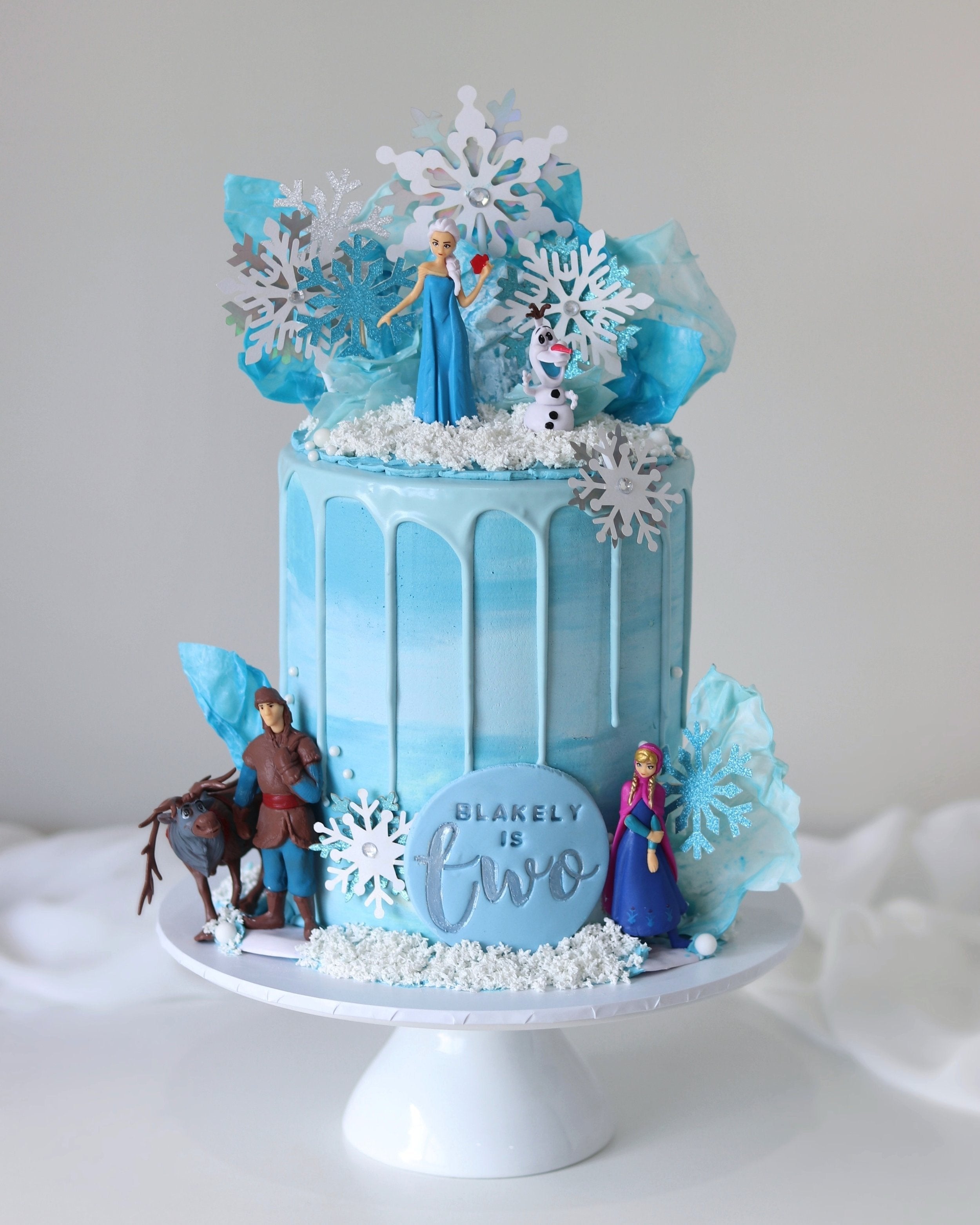 Frozen Celebration Cake – Bel Bear Bakes